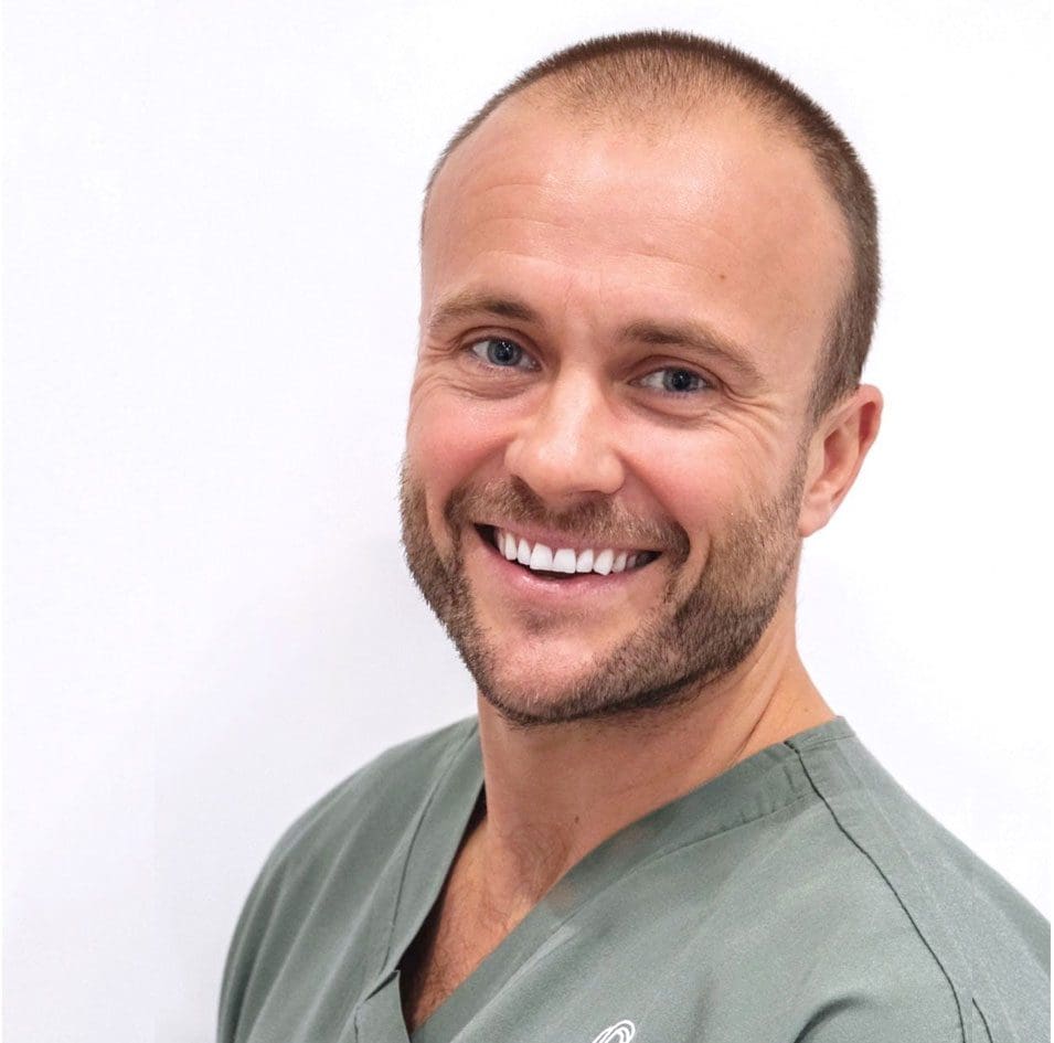 Dr Jonny Moore | Anaesthetist | Coppergate Clinic