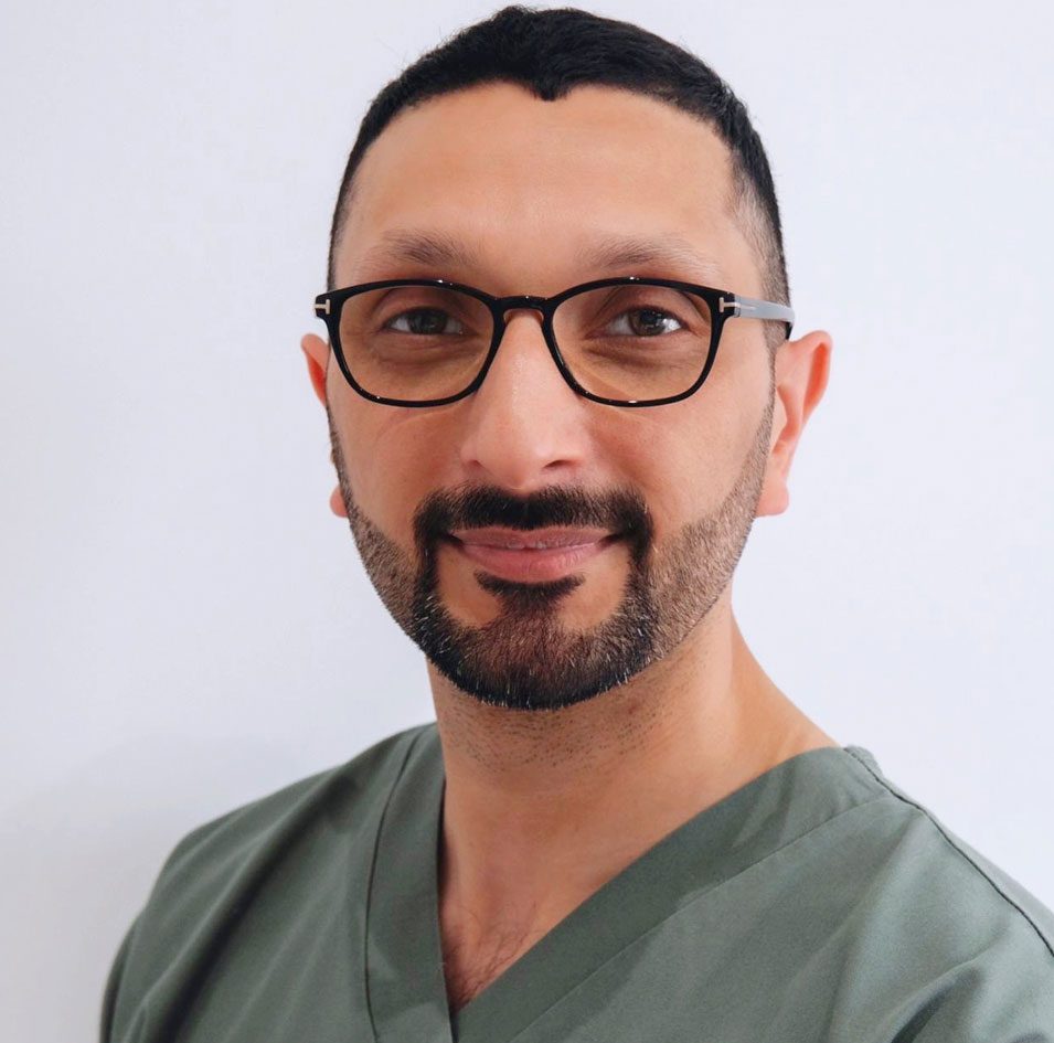 Mr Waseem Bhat | Consultant Plastic Surgeon | Coppergate Clinic